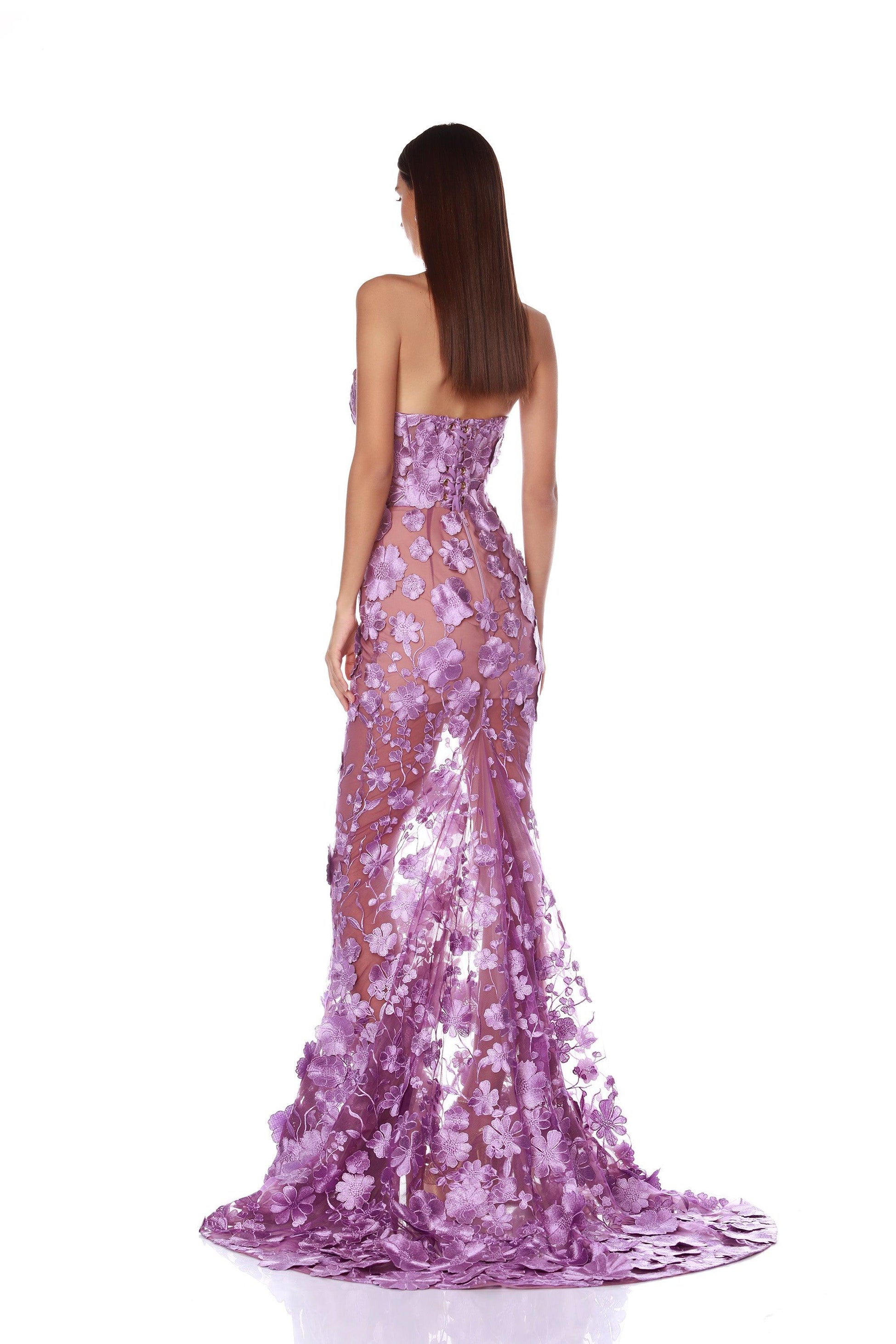 Bronx and Banco Summer 2023 Collection: Edgy Cutouts and Cutting-Edge ...